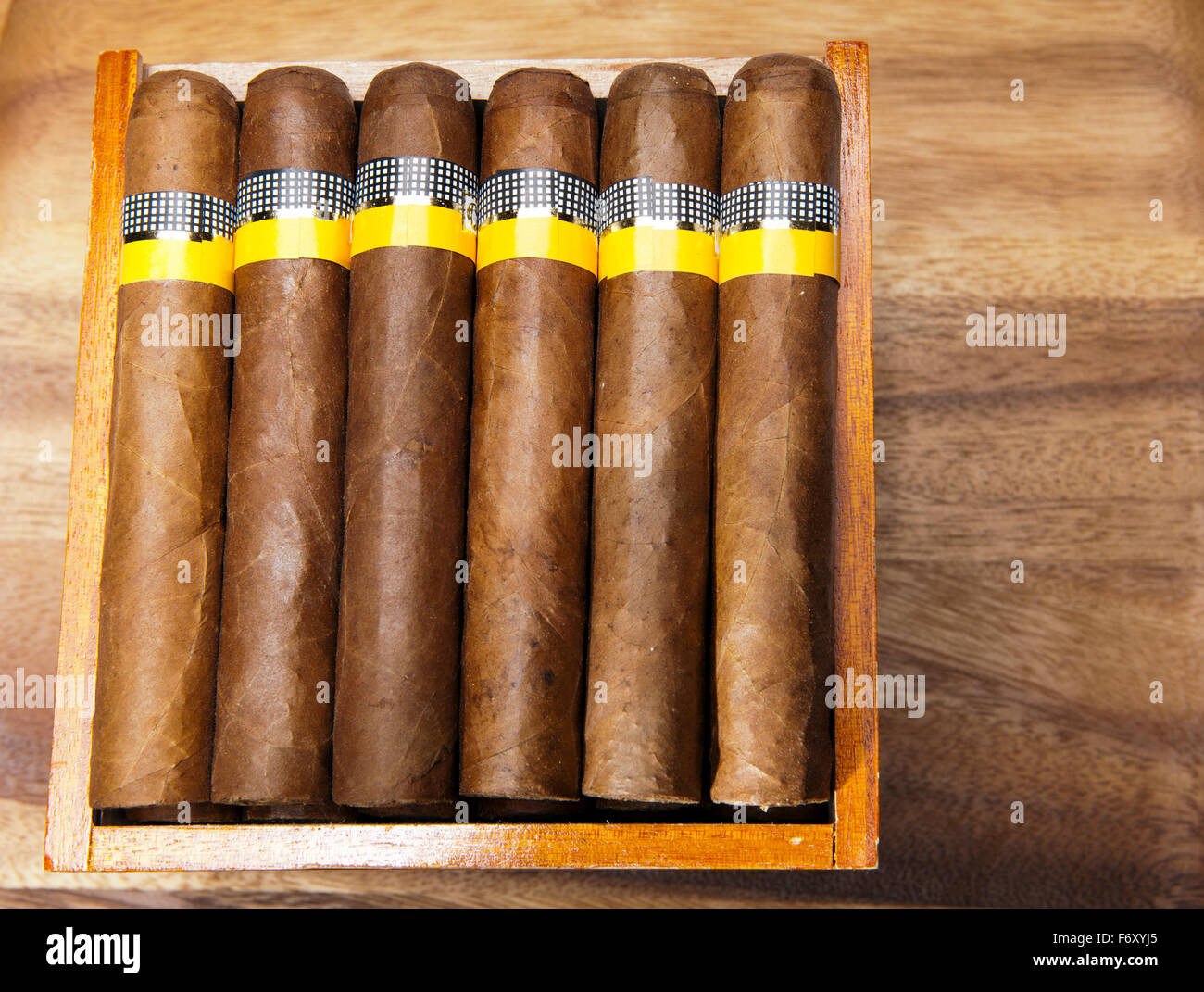 The Cuban cigars, hand made Stock Photo - Alamy