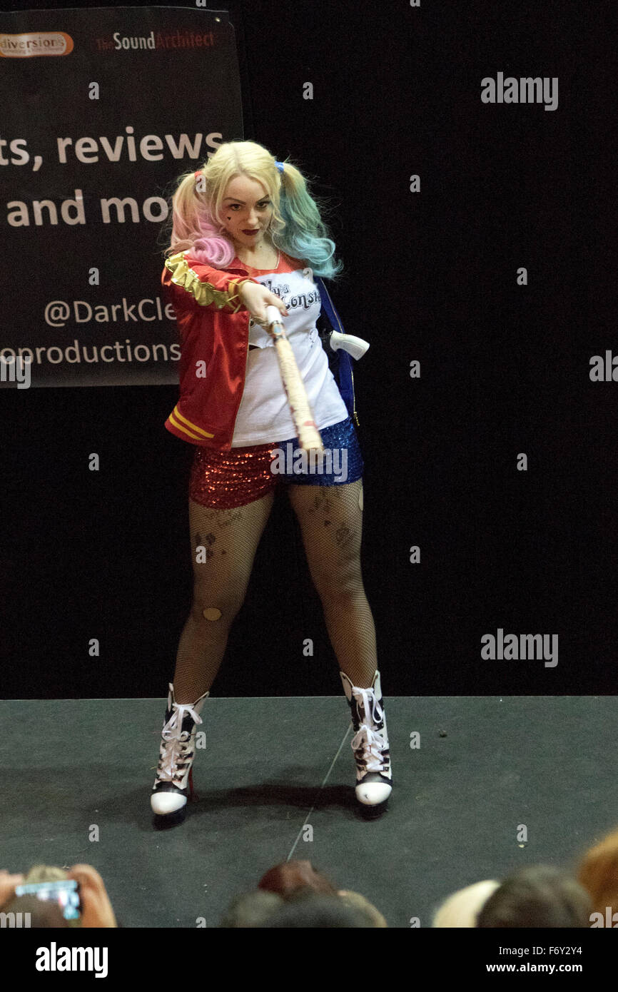 Newcastle, UK, 21st Nov, 2015. Cosplay competition competitor acts out ...