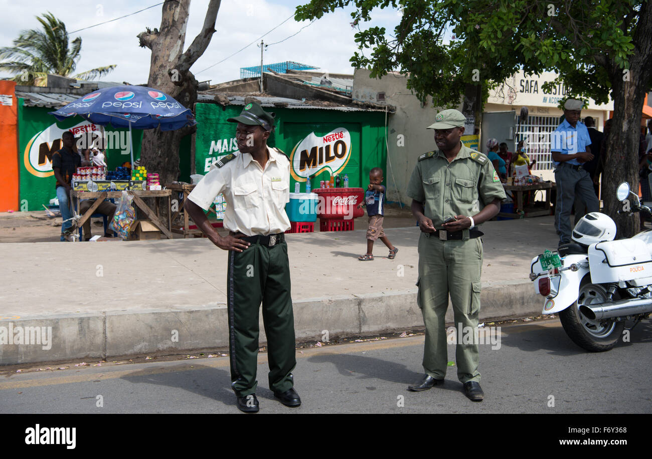 Maputo, Mozambique. 20th Nov, 2015. Two police officers in a street in ...