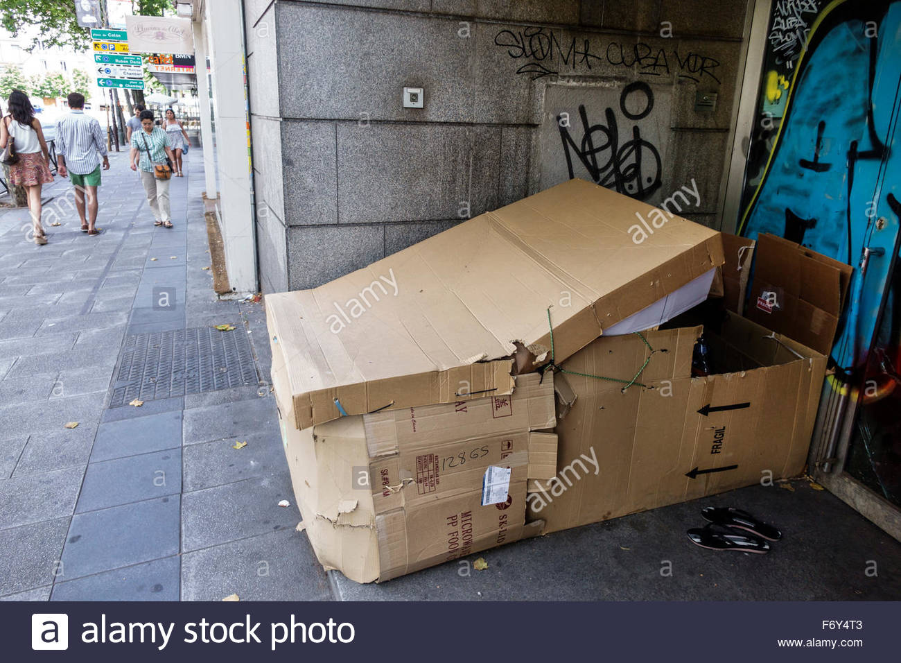 Photo Of Homeless Shelter High Resolution Stock Photography and Images ...