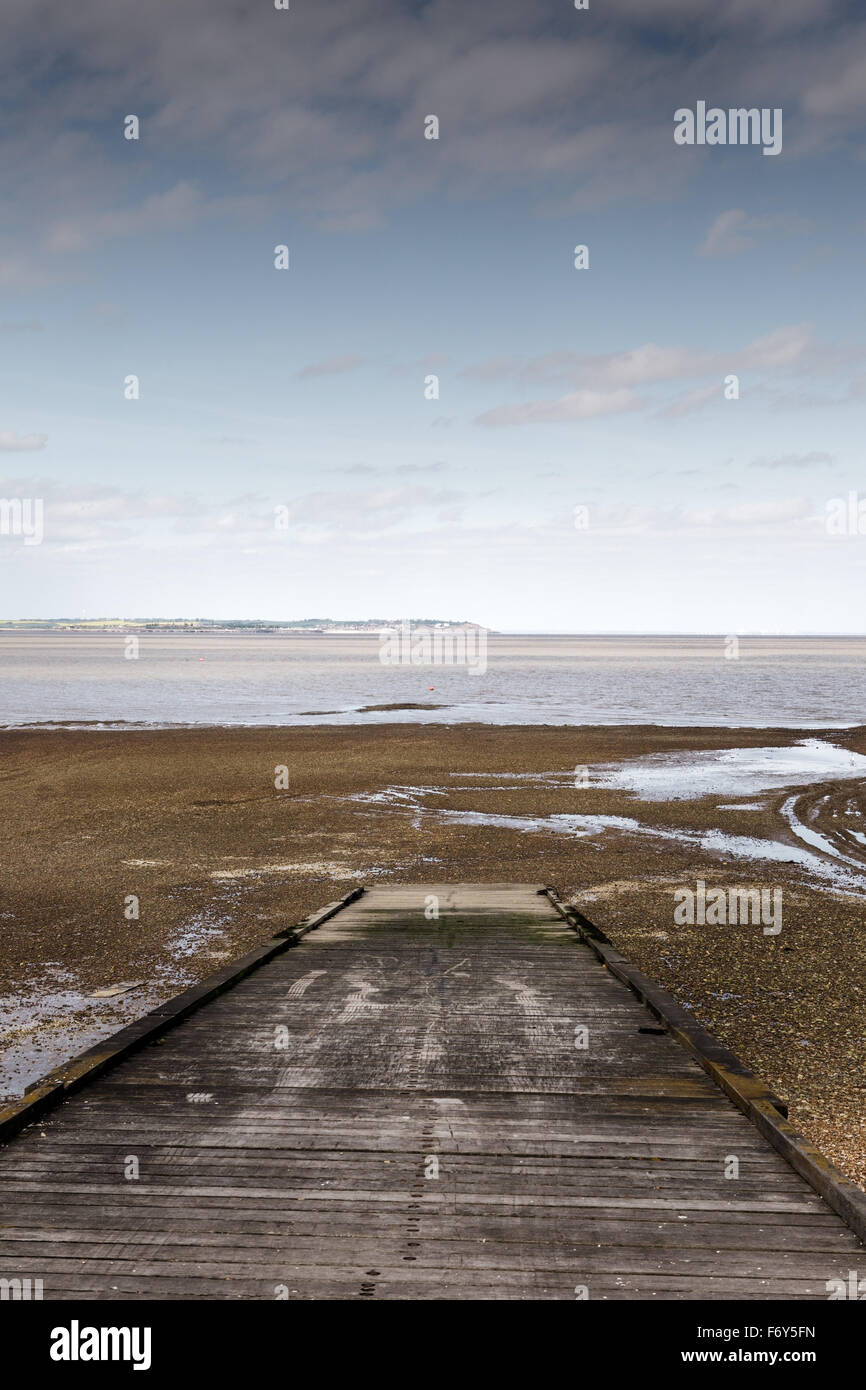 Kent coastline in background hi-res stock photography and images - Alamy