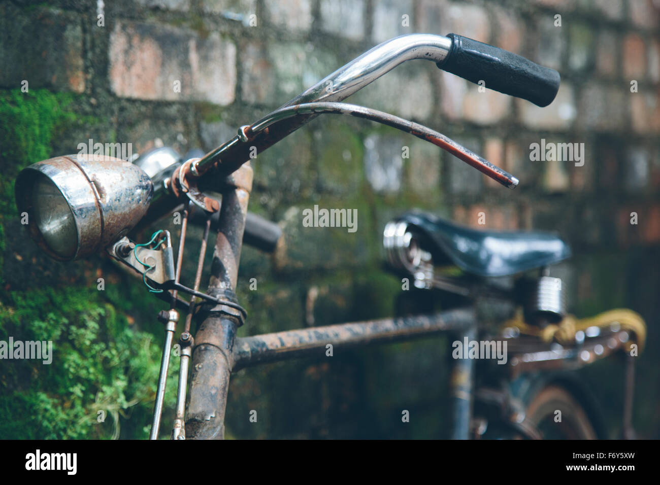 Old bike hi-res stock photography and images - Alamy