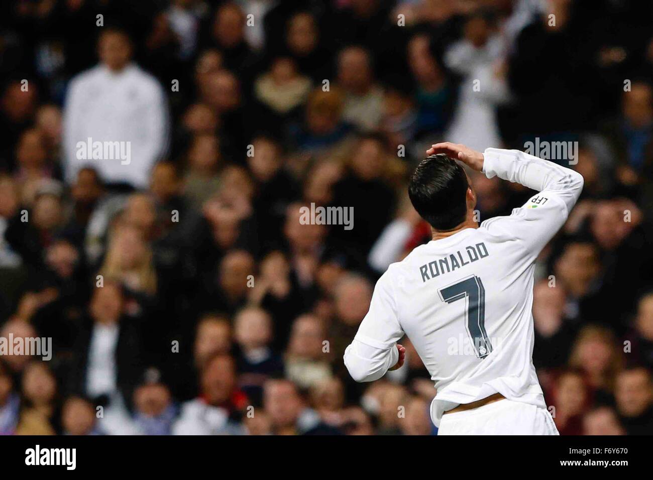 Frustrated cristiano ronaldo hi-res stock photography and images - Alamy