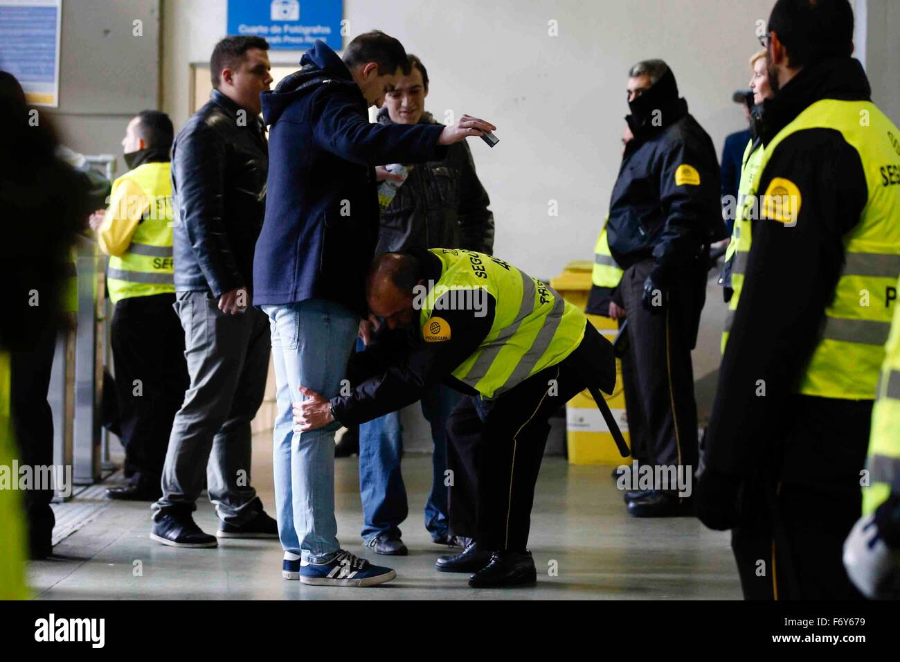 Madrid, Spain. 21st Nov, 2015. All spectators frisked by security ...