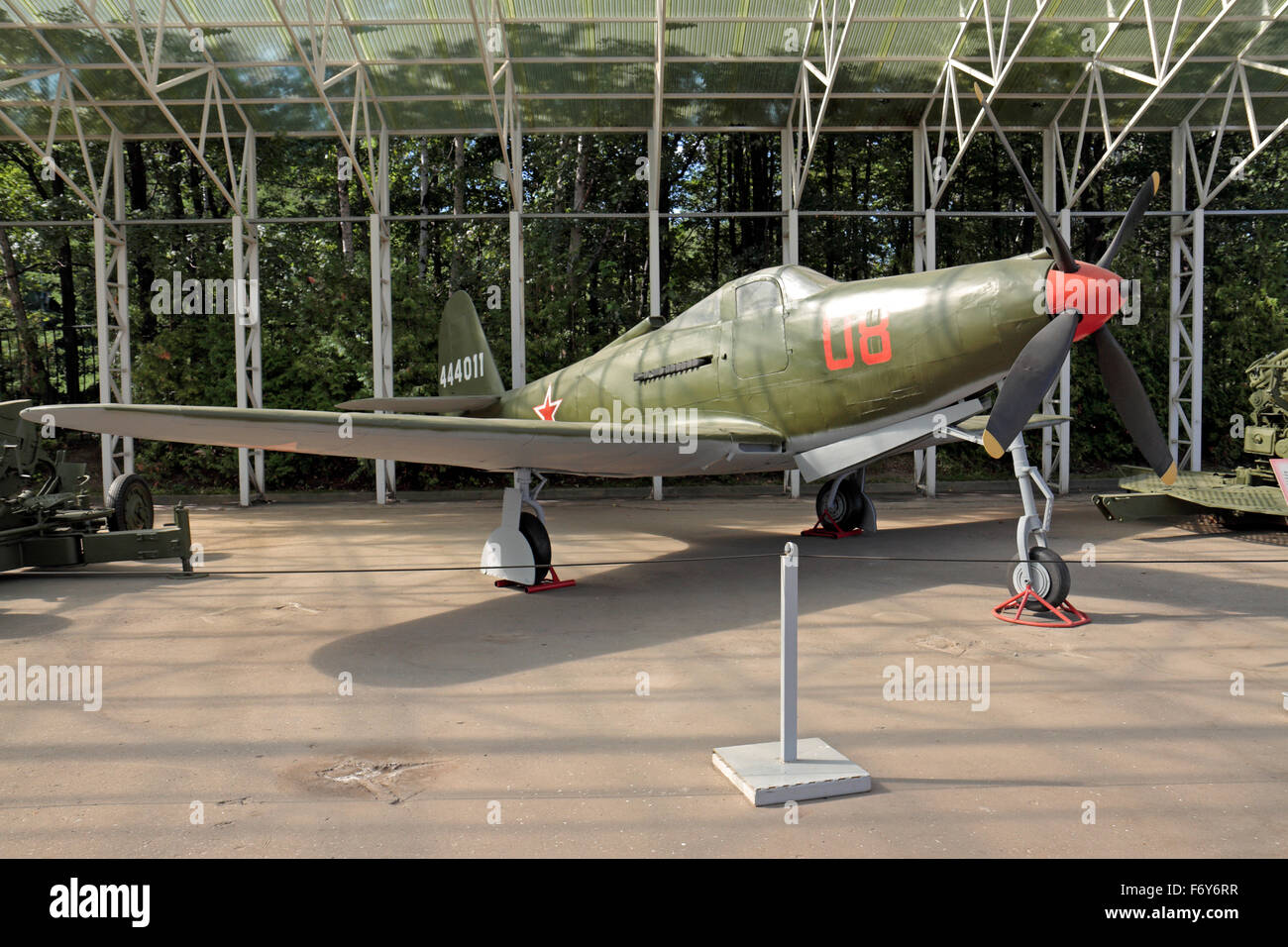 Am American designed (with Soviet markings) P-63 Kingcobra fighter in ...