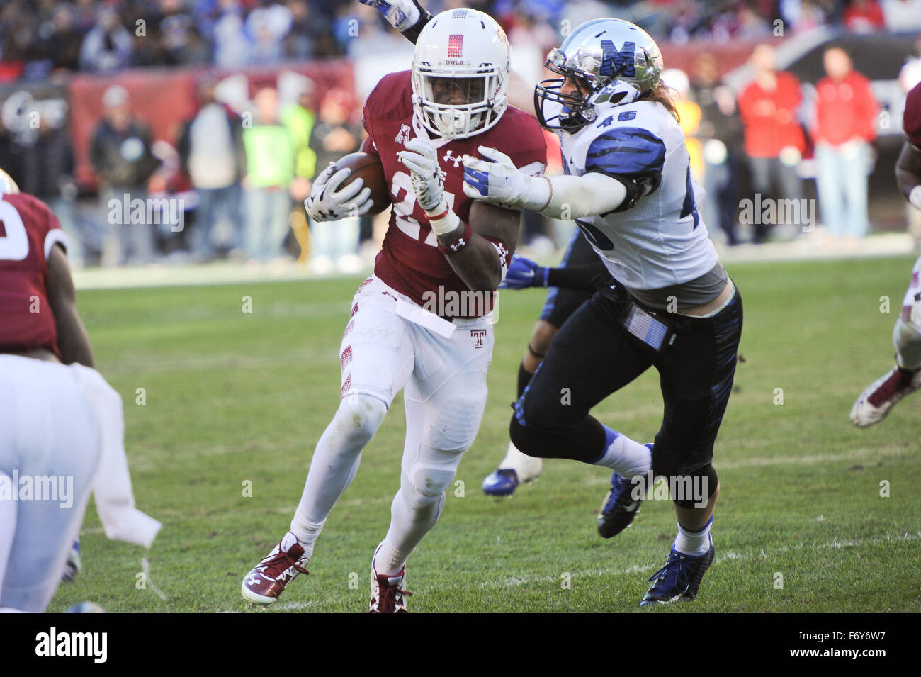 Philadelphia, Pennsylvania, USA. 21st Nov, 2015. Temple RB JAGER ...