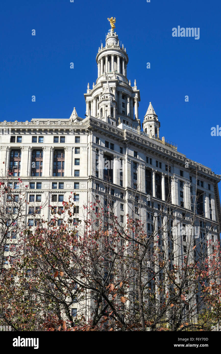 Civil service commission building hi-res stock photography and images ...