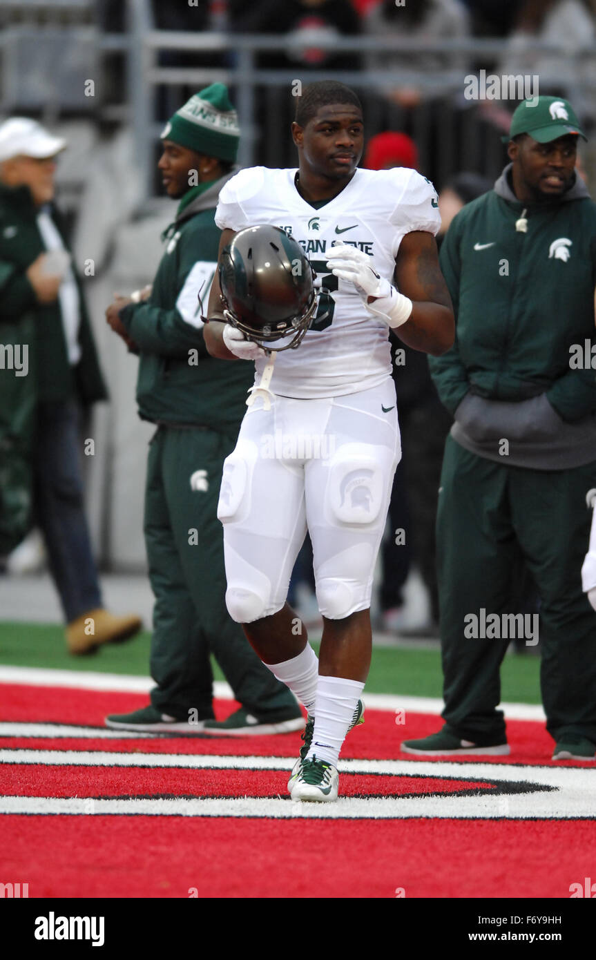 Columbus, Ohio, USA. 21st Nov, 2015. LJ Scott #3 during the Michigan ...