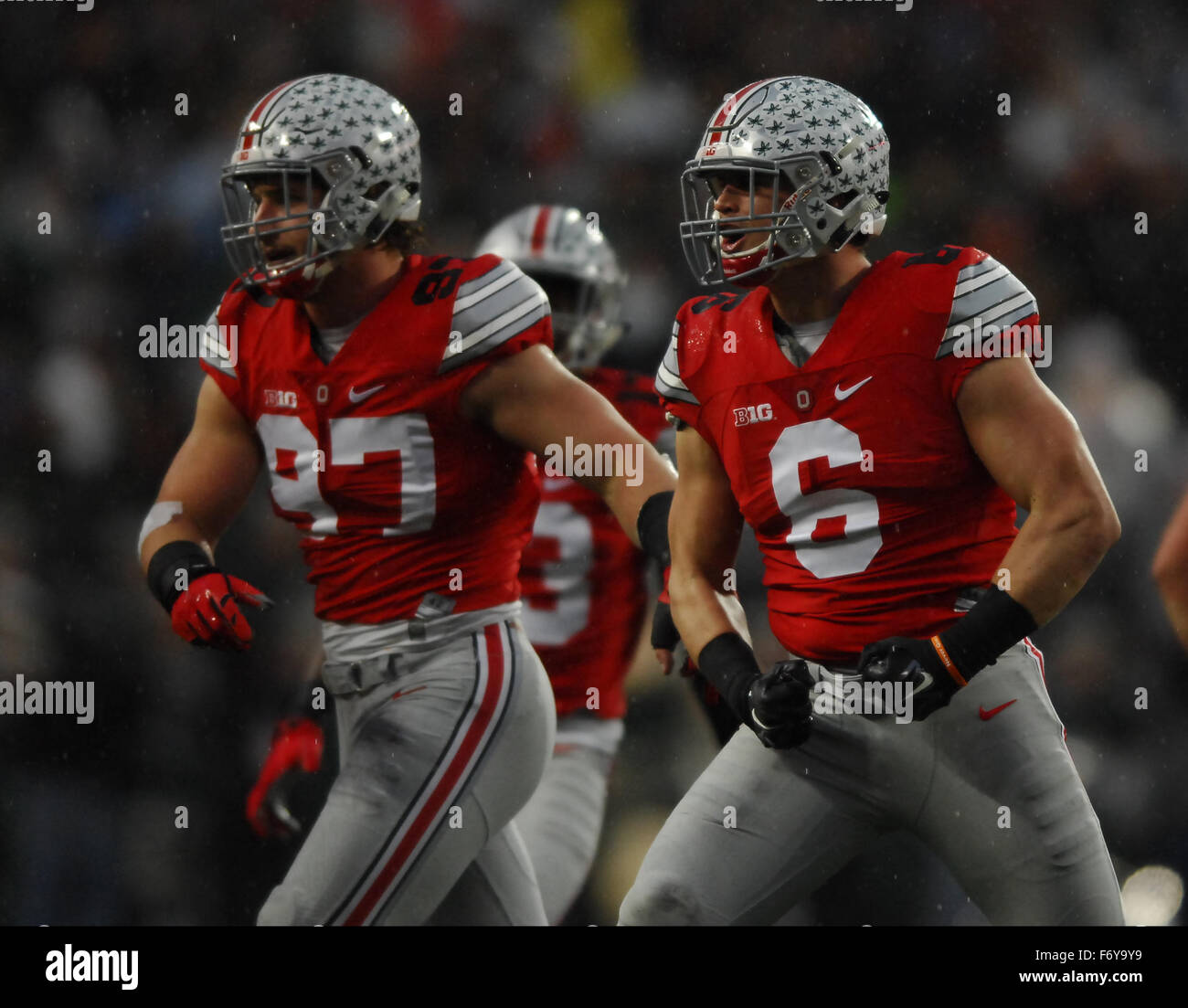 Columbus, Ohio, USA. 21st Nov, 2015. Sam Hubbard #6 during the Michigan ...