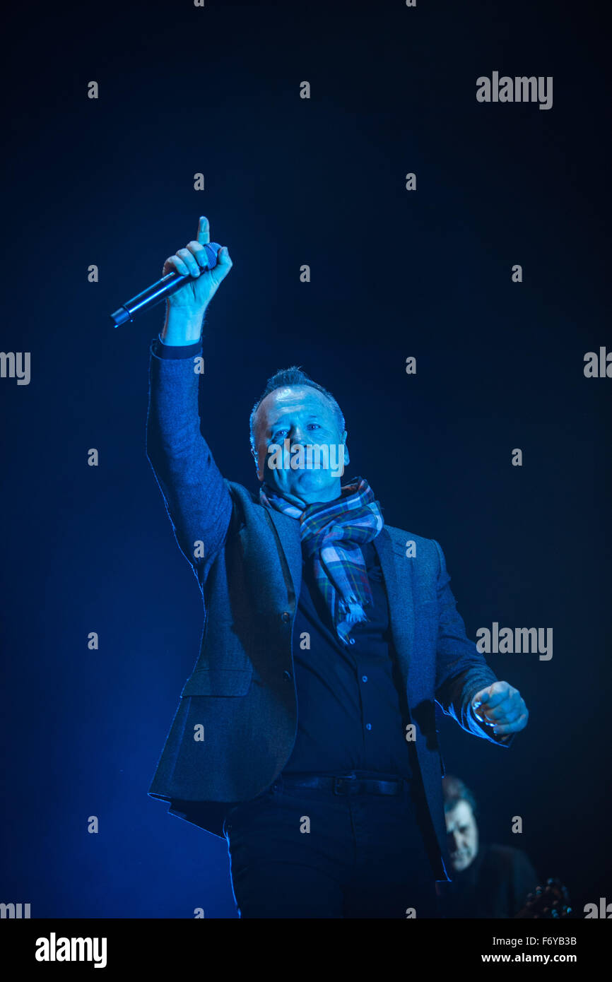 Assago Milan, Italy. 21st November, 2015. Simple Minds perform live at ...