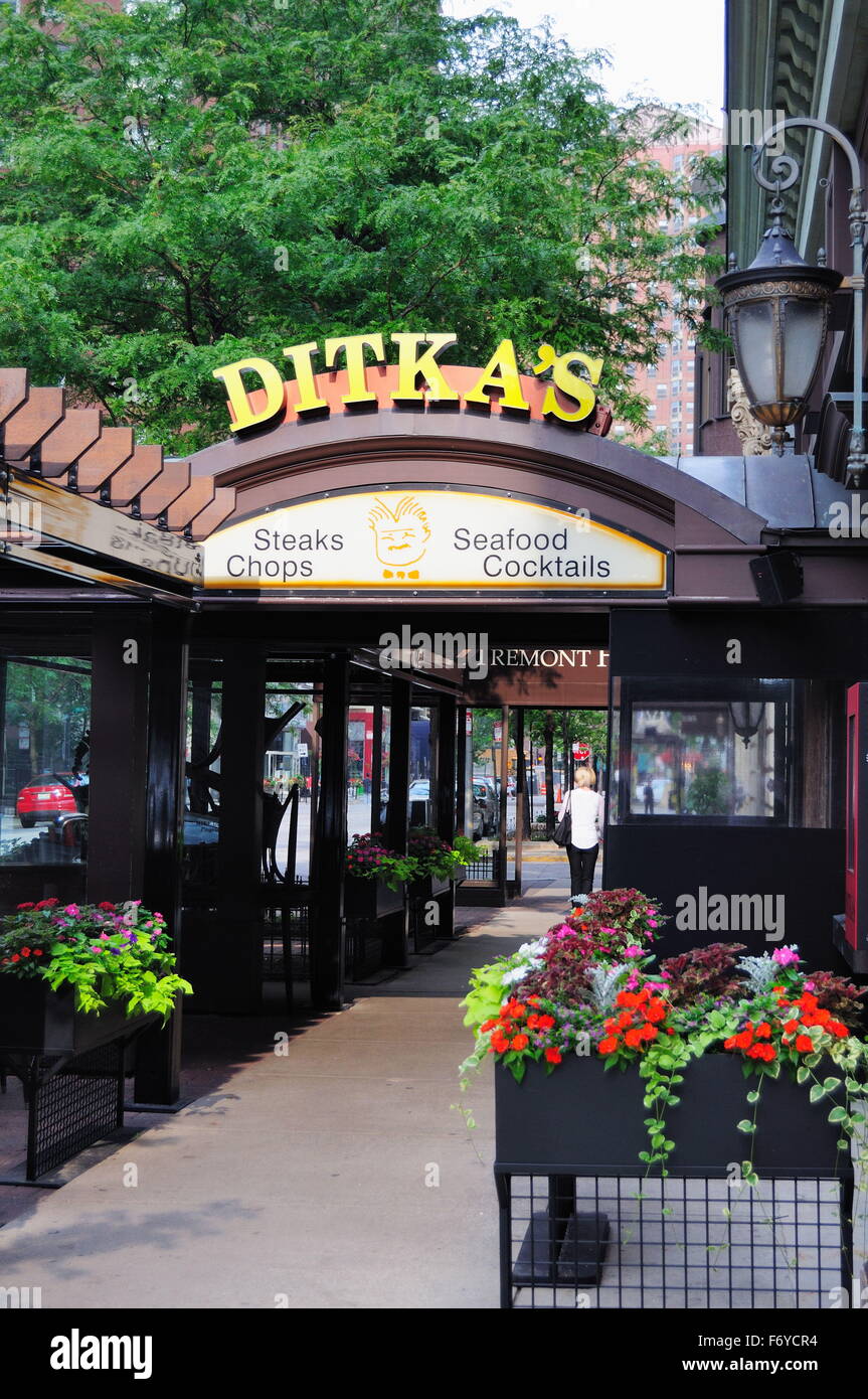 Gold coast at night hi-res stock photography and images - Alamy