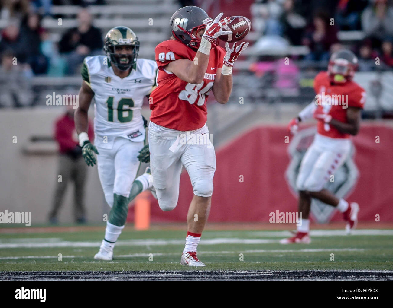 Albuquerque, New Mexico, USA. 21st Nov, 2015. Journal.Lobo tight end ...