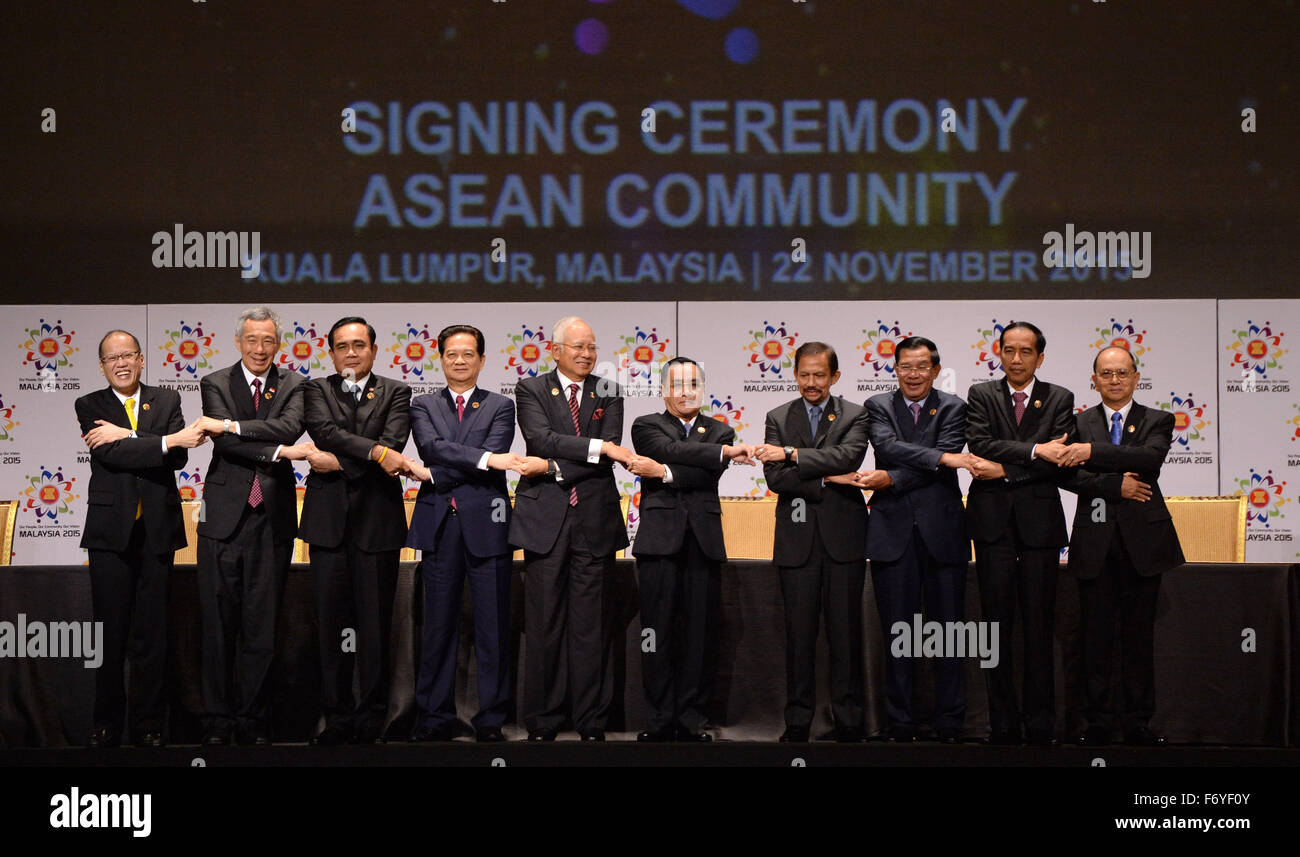 Kuala Lumpur, Malaysia. 22nd Nov, 2015. Leaders of member states of the ...