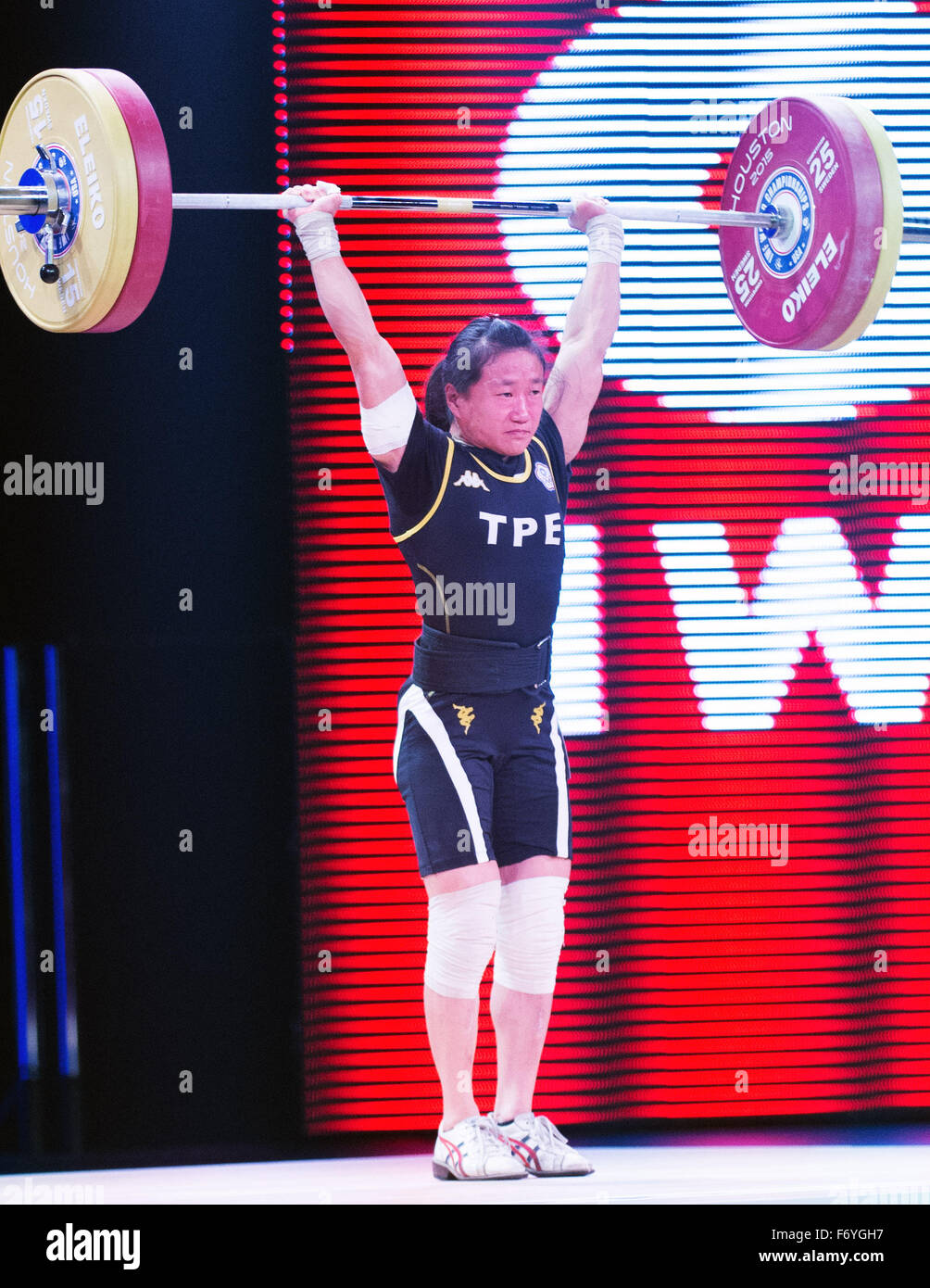 Houston, Texas, USA. 21st November, 2015. Chen Wei Ling of Chinese ...