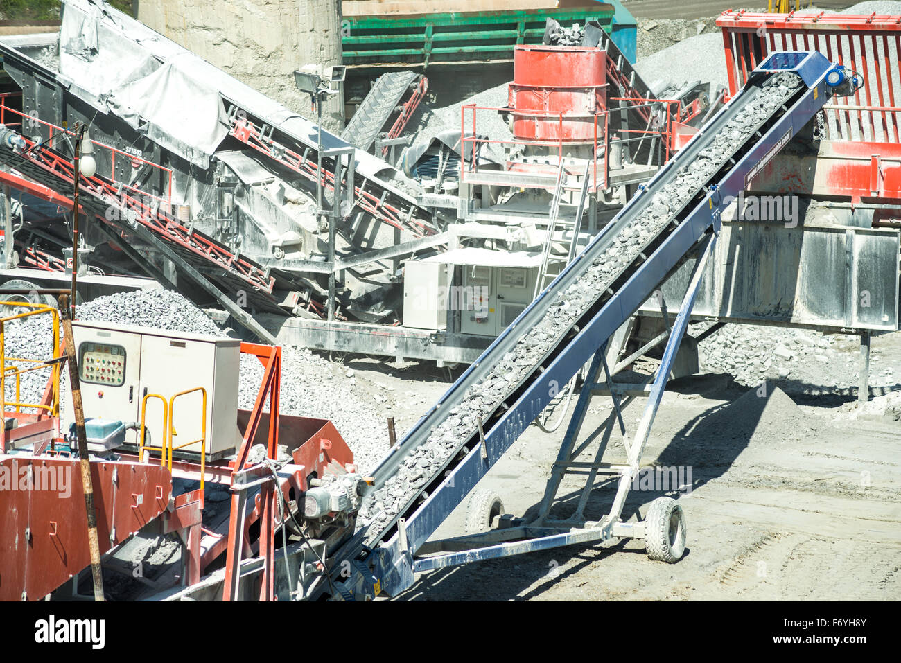 Coal screens hi-res stock photography and images - Alamy