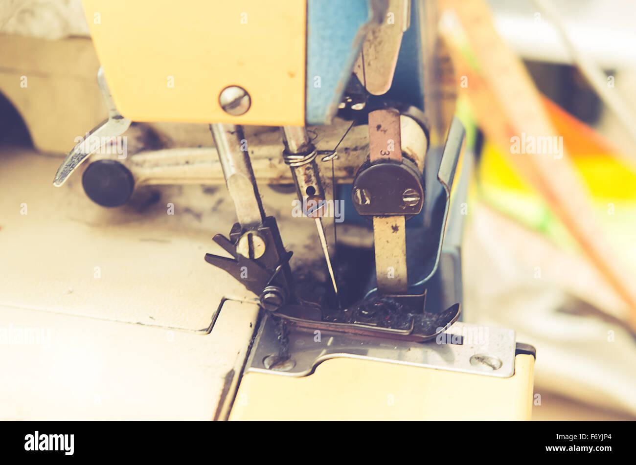 Sewing machine - vintage style effect picture Stock Photo - Alamy