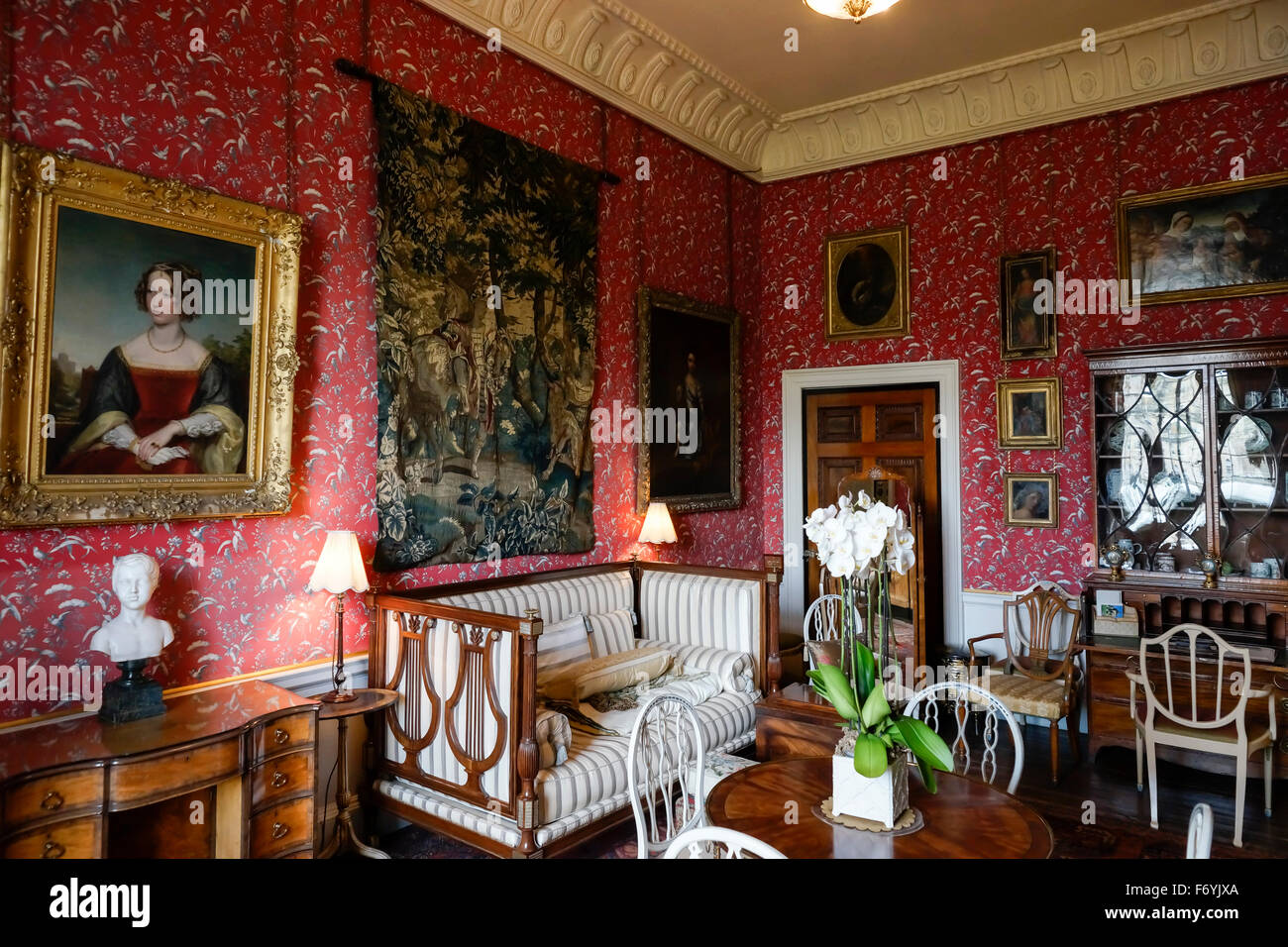 Castle howard interior hi-res stock photography and images - Alamy
