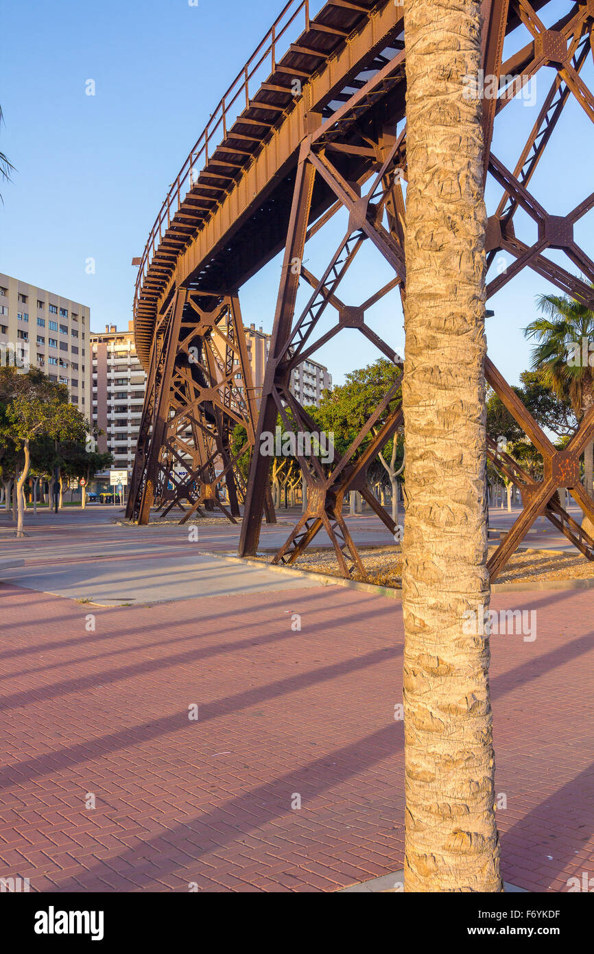 English structure hi-res stock photography and images - Alamy