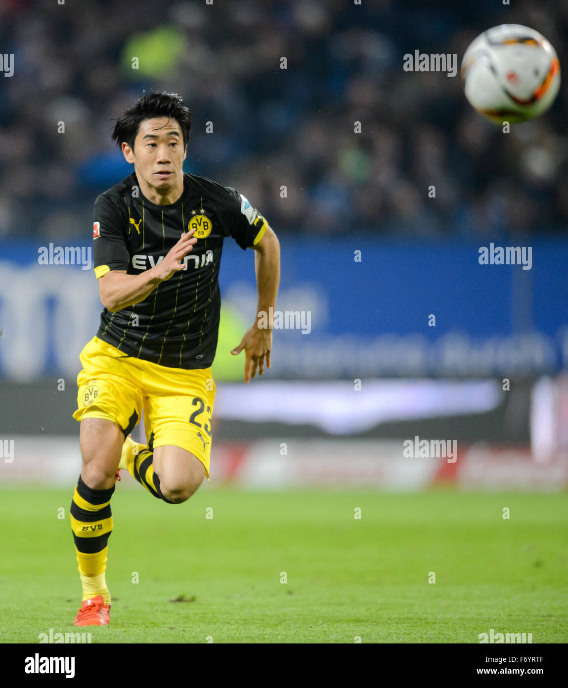 Hamburg, Germany. 20th Nov, 2015. Dortmund's Shinji Kagawa in action ...