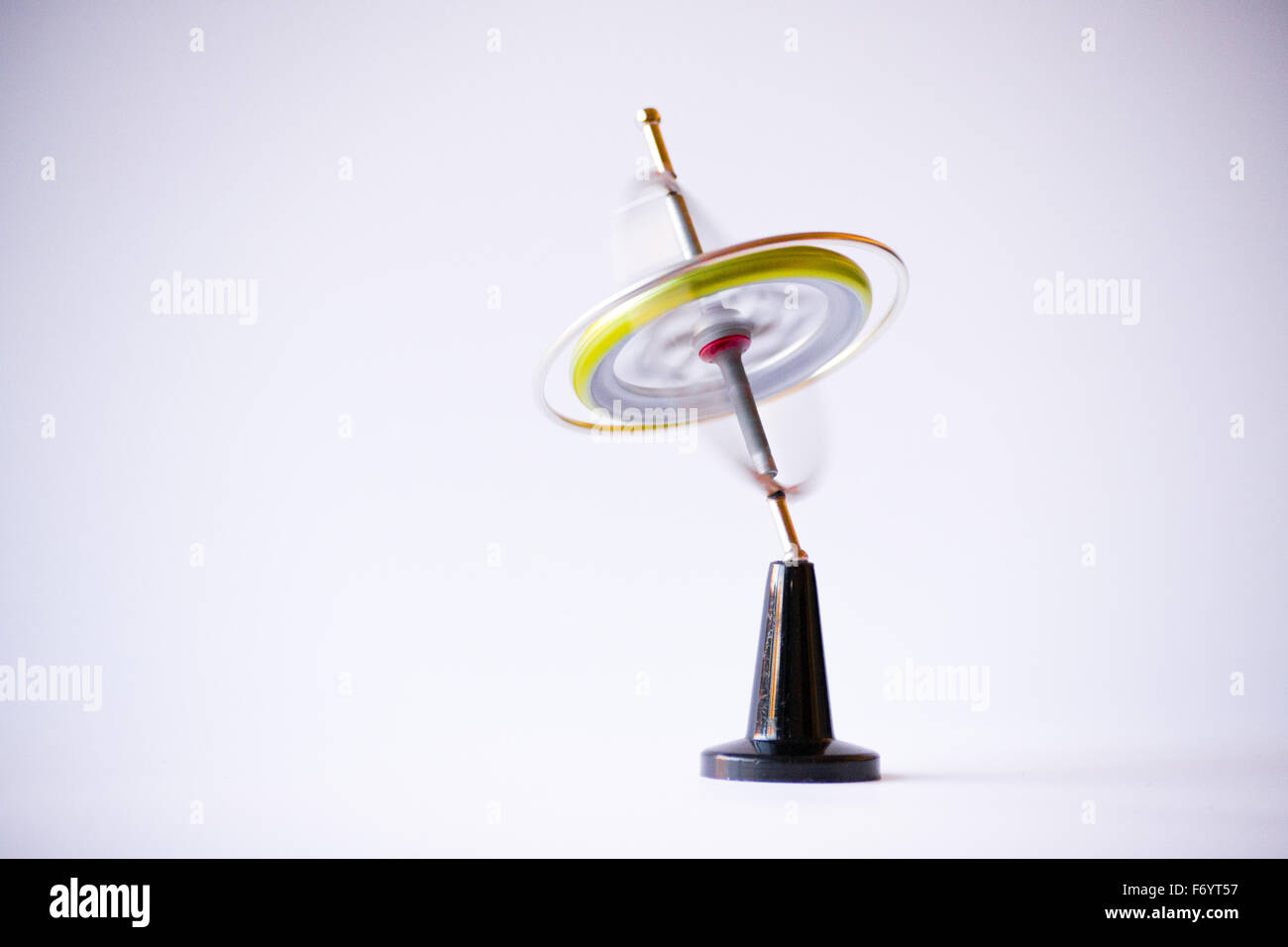 Gyroscope composed of a free rotating wheel and a spinning axis, uses ...