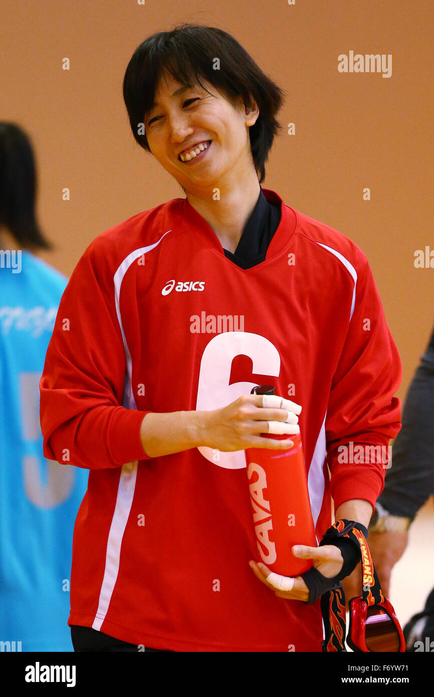Ohme City general gymnasium, Tokyo, Japan. 21st Nov, 2015. Akiko Adachi ...