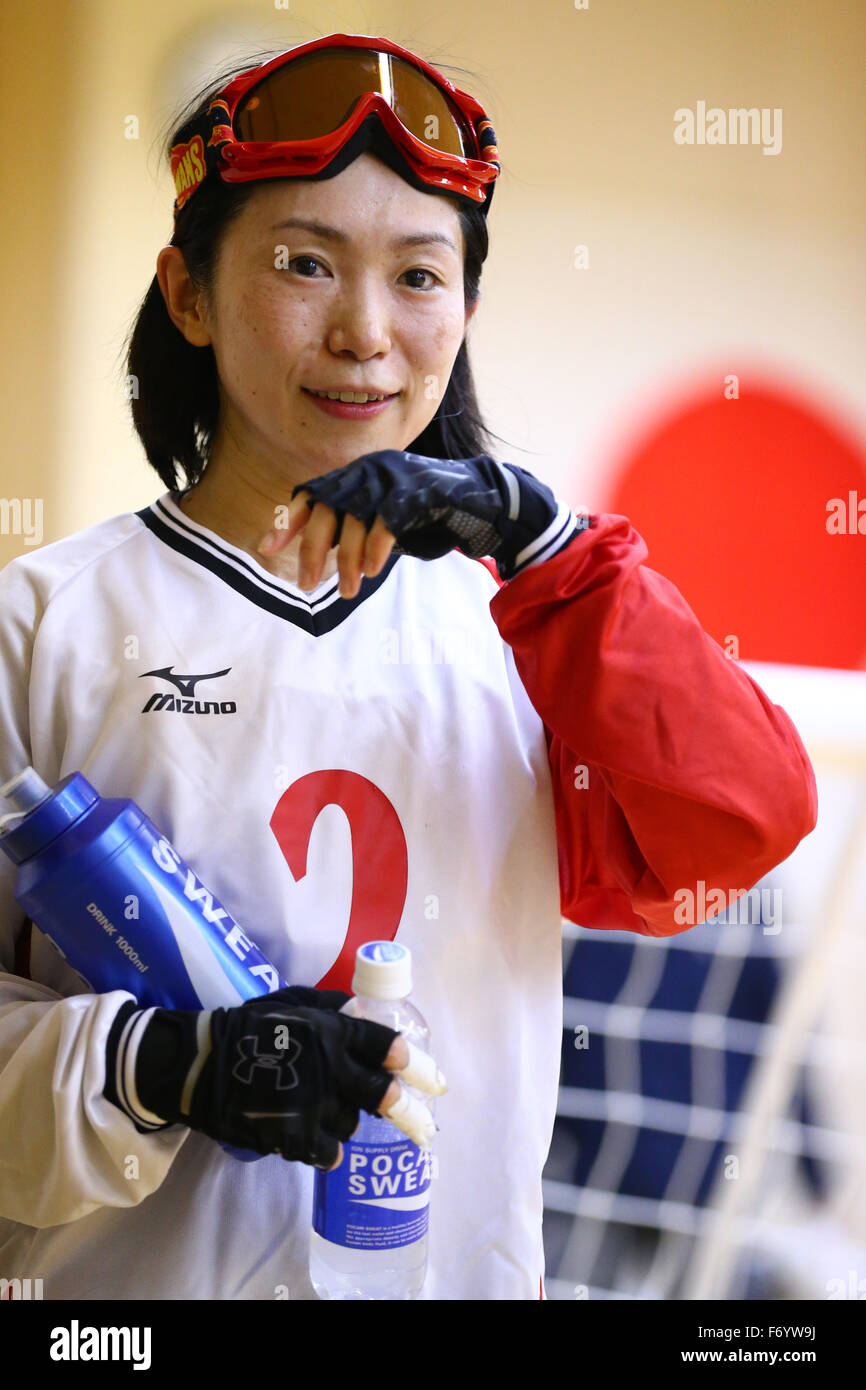 Ohme City general gymnasium, Tokyo, Japan. 21st Nov, 2015. Rie Urata ...