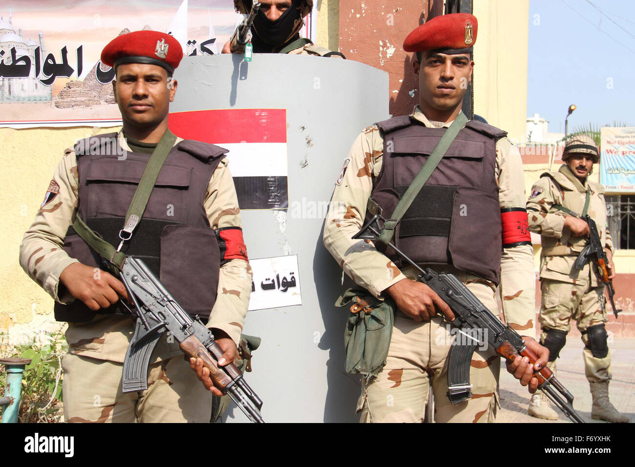 Parliamentary guard hi-res stock photography and images - Alamy