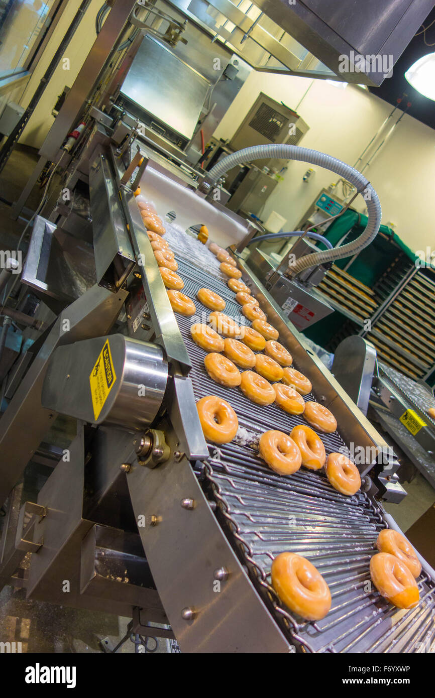Donut machine hi-res stock photography and images - Alamy