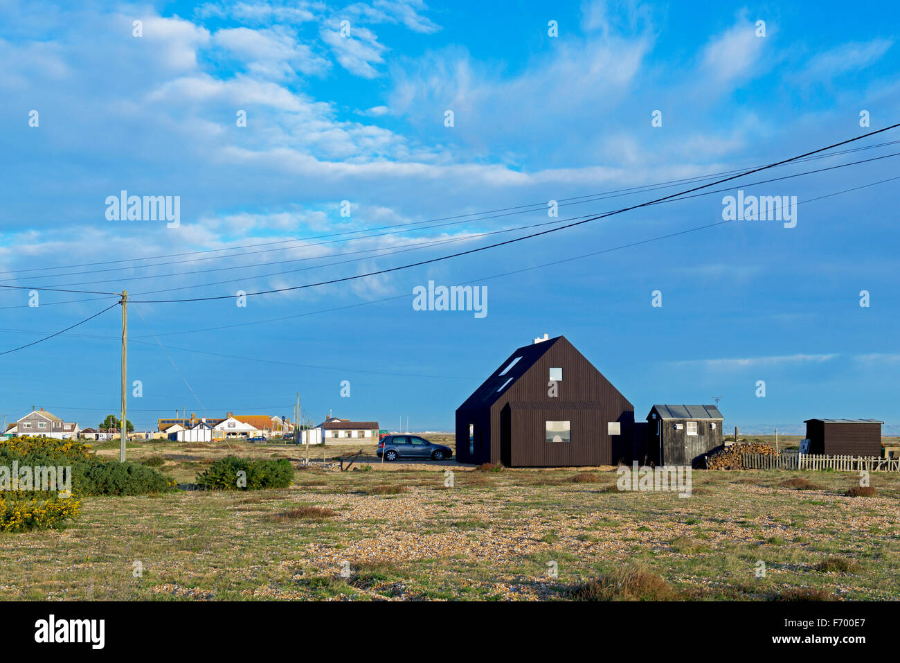 Dungeness houses hi-res stock photography and images - Alamy
