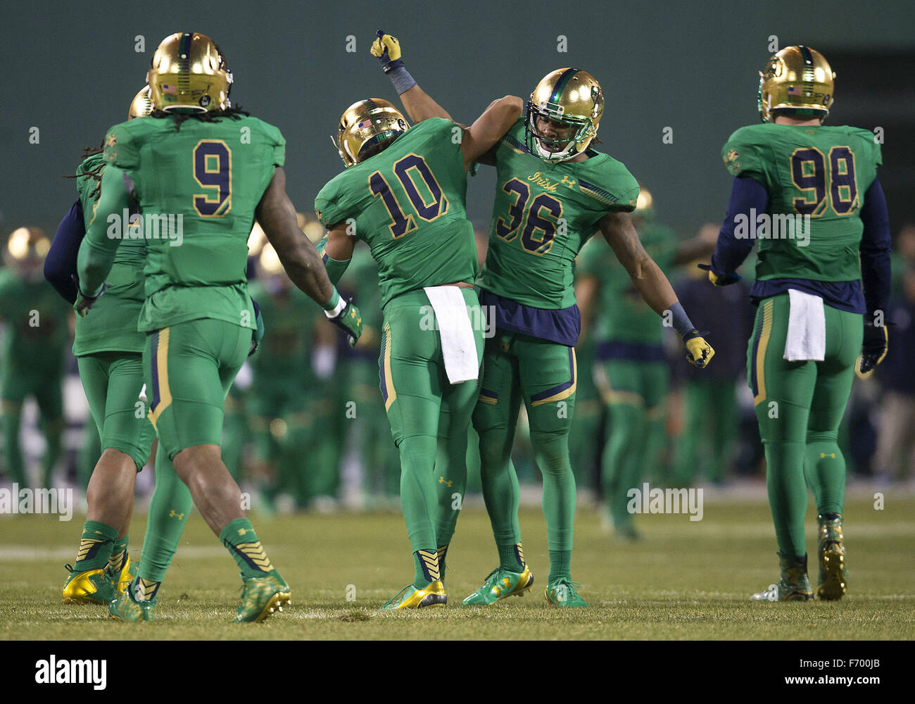 Boston, Massachusetts, USA. 21st Nov, 2015. Notre Dame safety Max ...