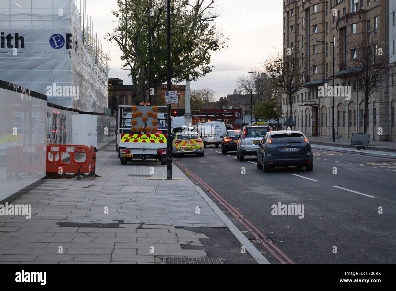 Police pull over vehicle with Belgian numberplates in Blackfriars Road ...