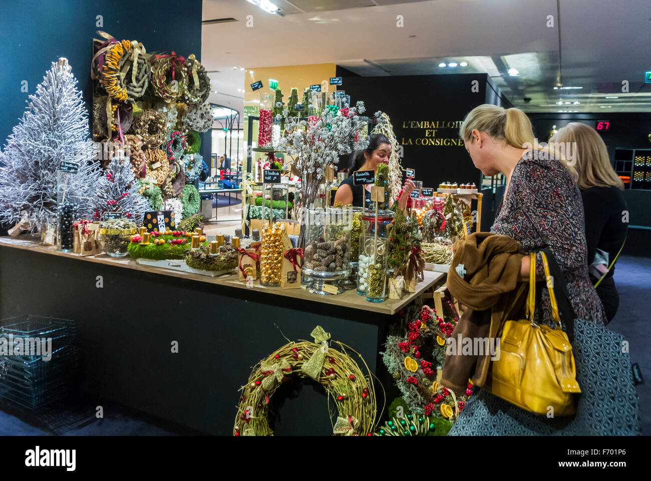 Paris, France, Christmas Deco, DIsplay Shopping, French Department ...