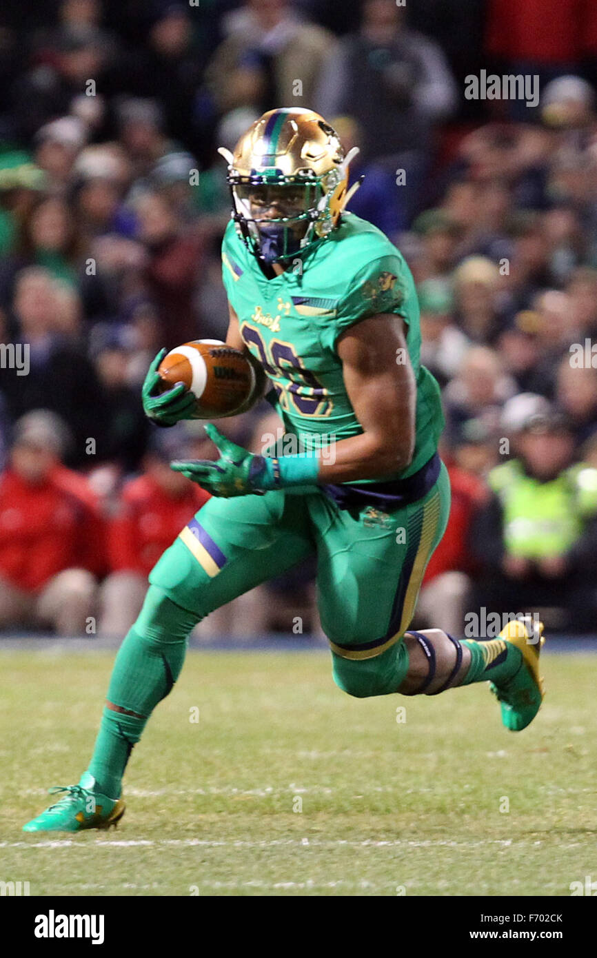 Fenway Park, Massachusetts, USA. 21st November, 2015. Notre Dame ...