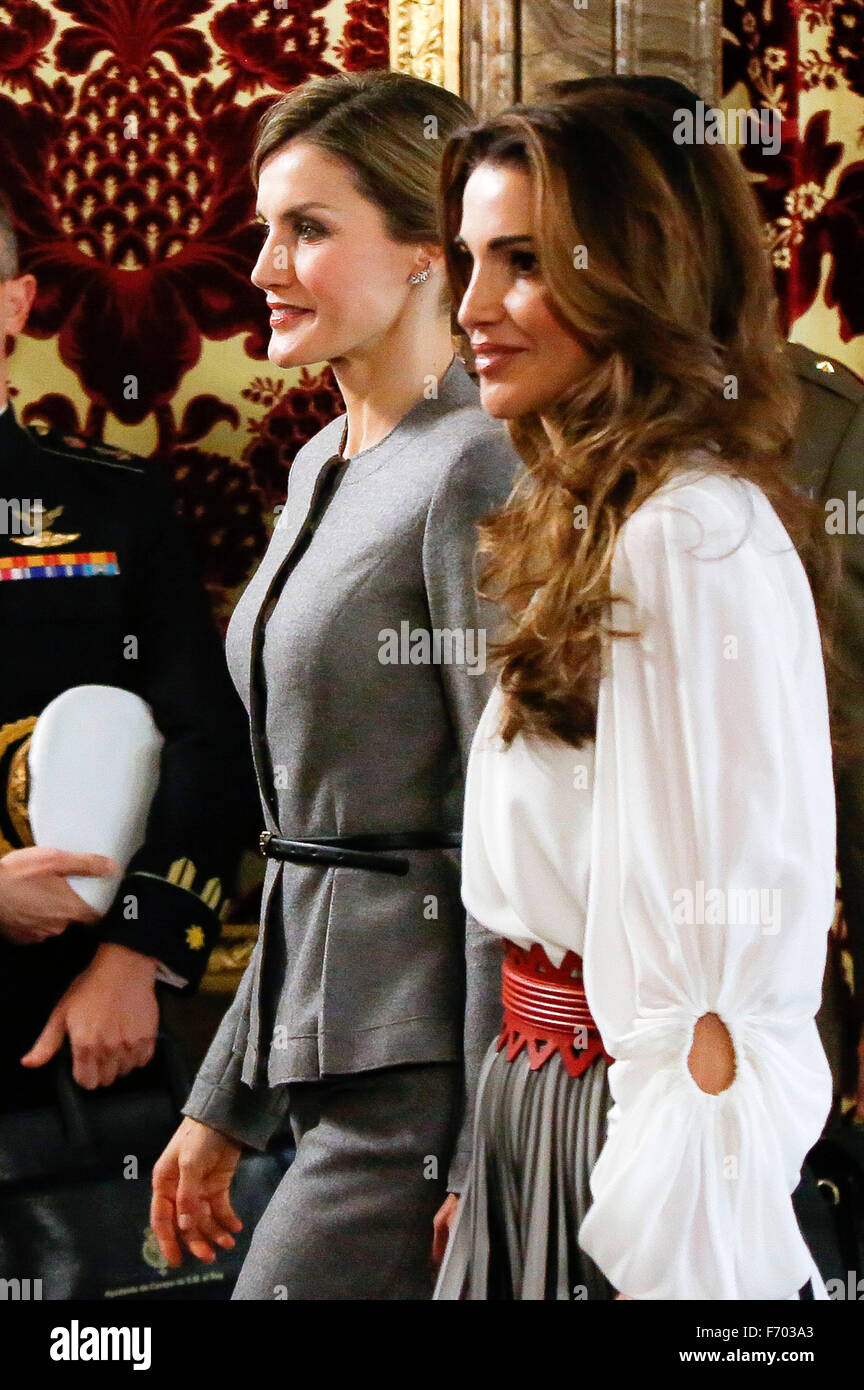 Queen Letizia of Spain (left) and Queen Rania of Jordan pose during a ...