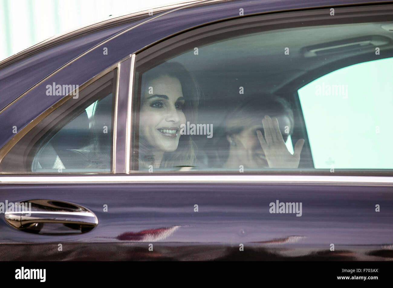 Madrid, Spain. 20th November, 2015. Queen Letizia of Spain and Queen ...