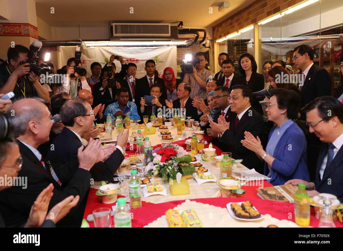 Kuala Lumpur, Malaysia. 22nd Nov, 2015. Chinese Premier Li Keqiang ...