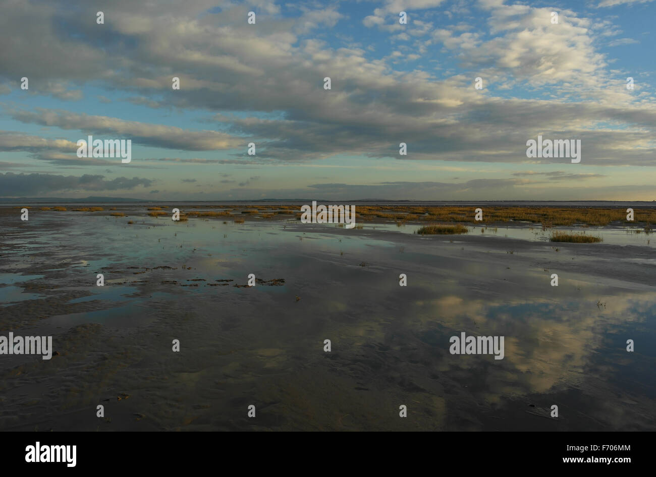 Rising mid distance across view hi-res stock photography and images - Alamy