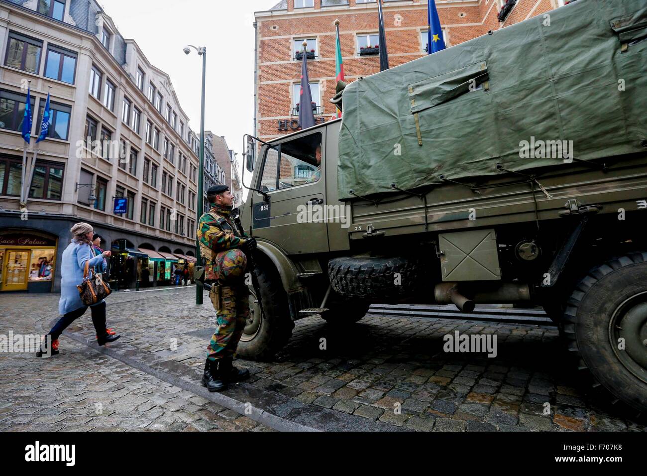 Brussels, Belgium. 22nd November, 2015. Belgian soldiers patrol in ...
