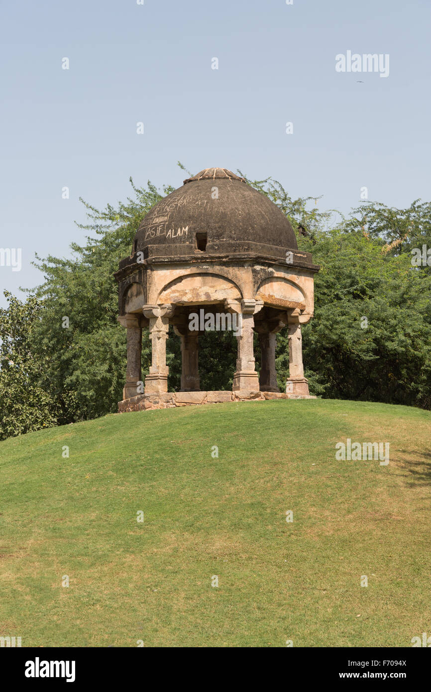 Archaeological building at Mehrauli Archaeological Park, New Delhi ...