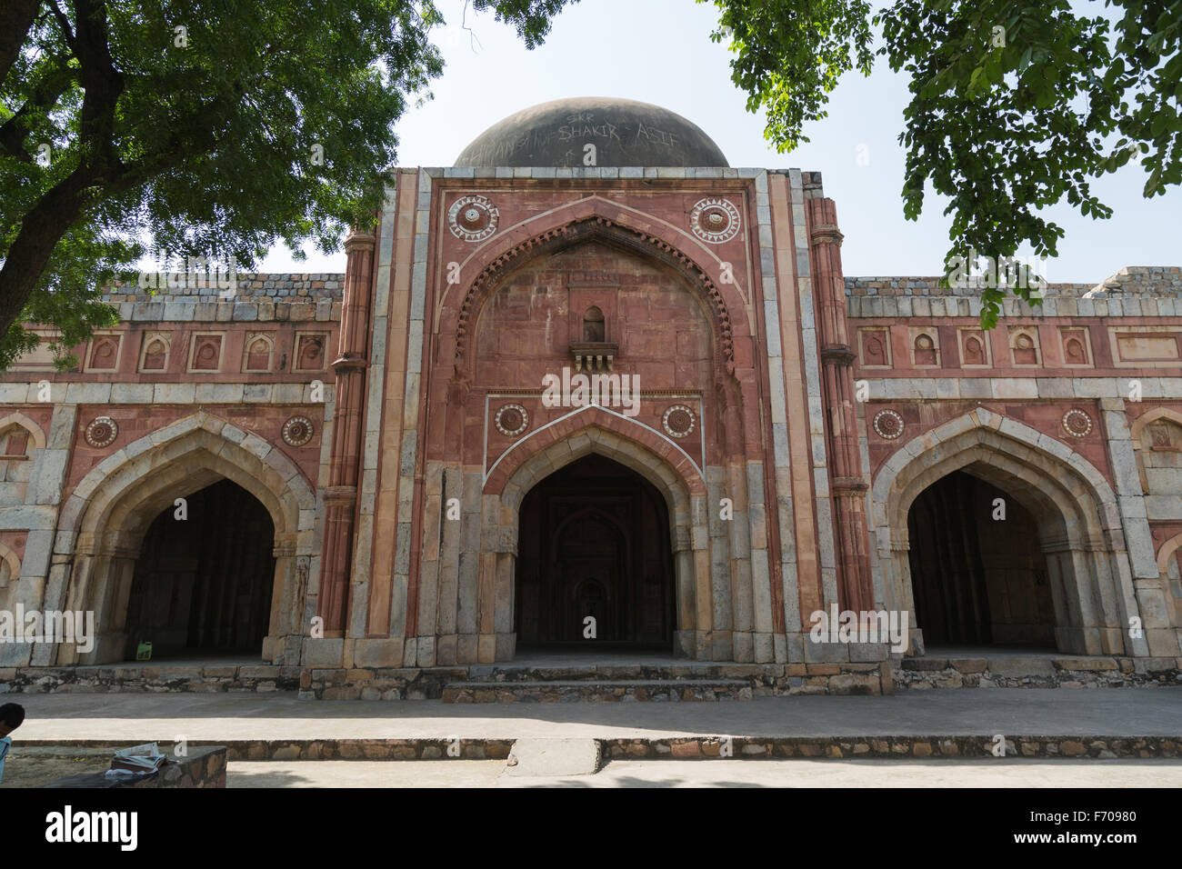 Jamali kamali mosque and tomb hi-res stock photography and images - Alamy