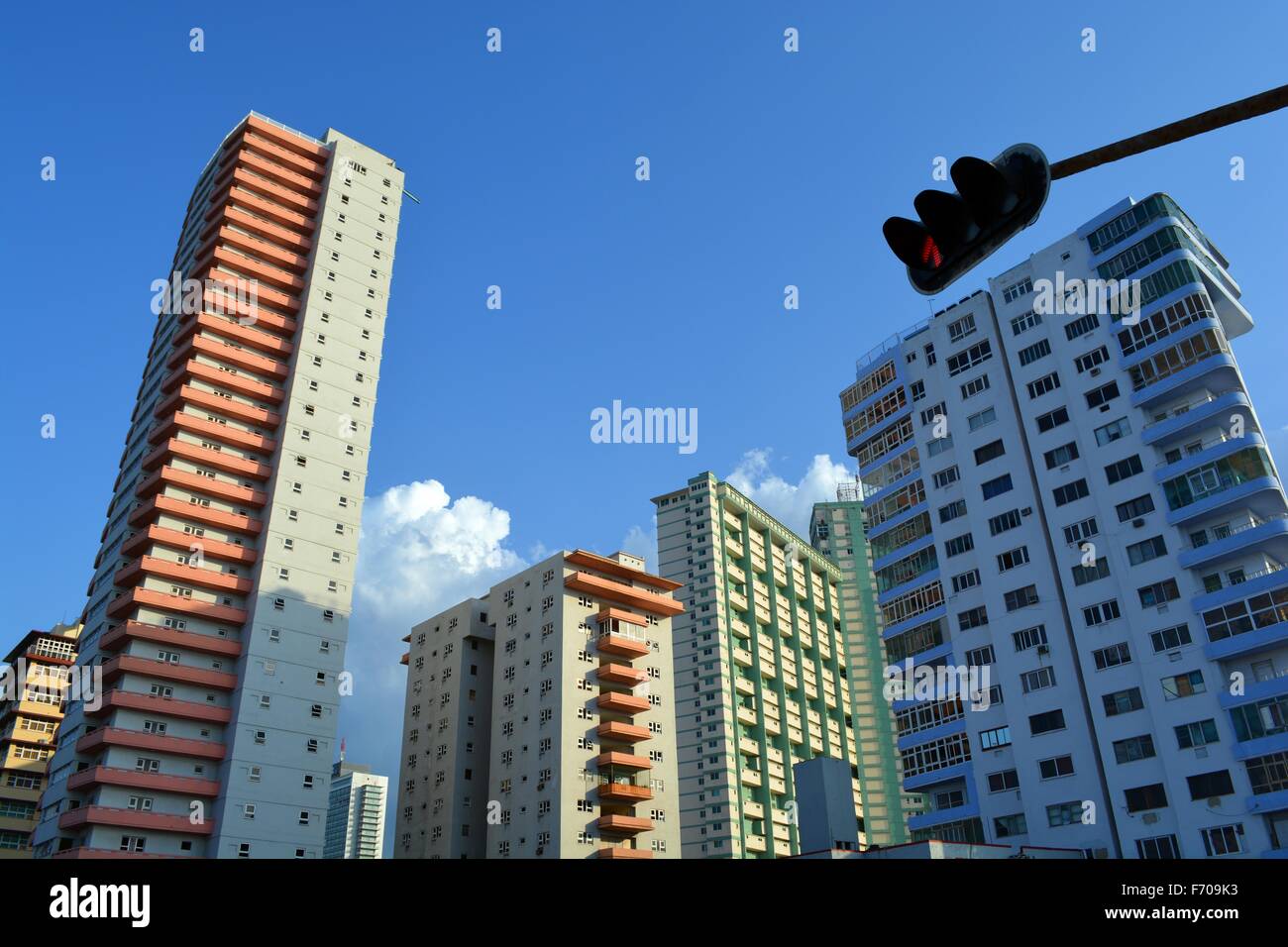 Residential high rise apartment blocks hi-res stock photography and ...