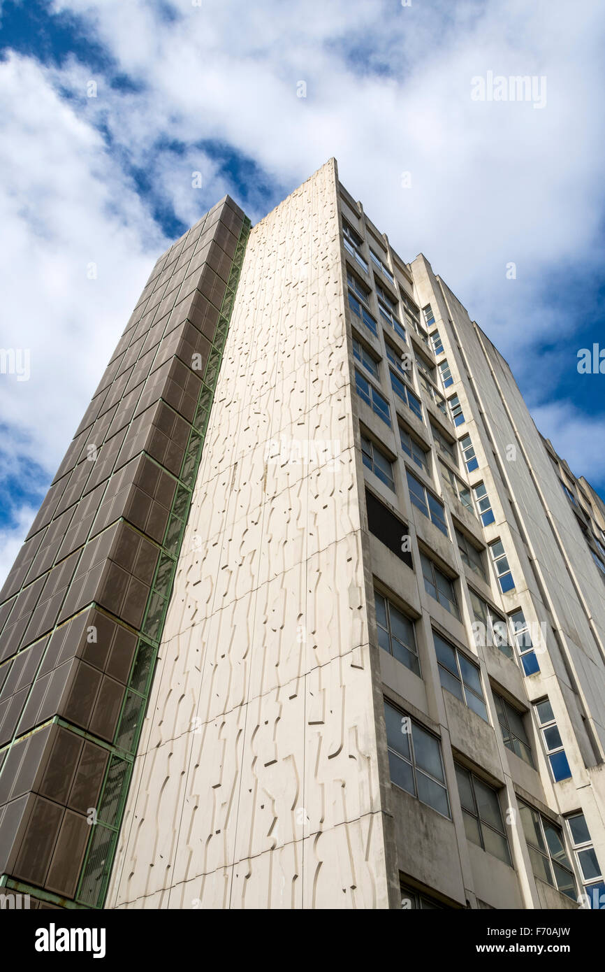 Umist campus of manchester university hi-res stock photography and ...