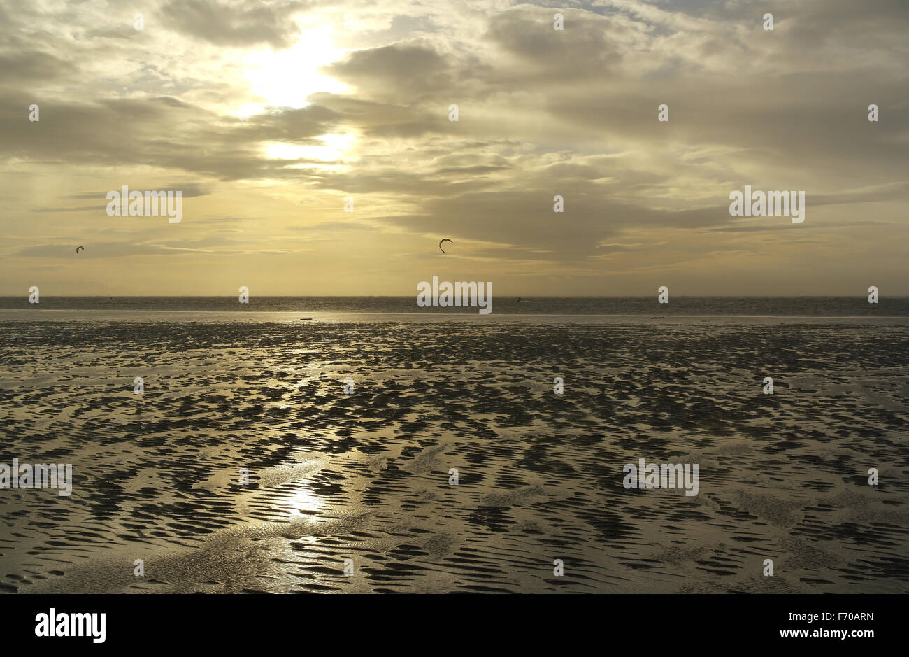 Sea water 1 expanse gentle small waves mid distance extending ...