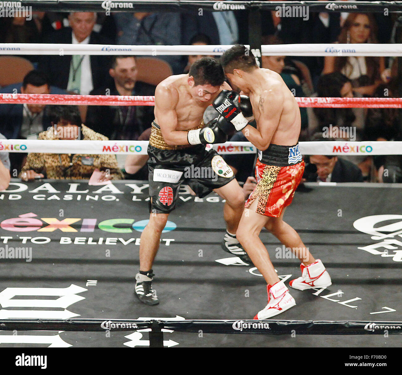 Las Vegas, Nevada, USA. 22nd Nov, 2015. Boxers Francisco Vargas and ...
