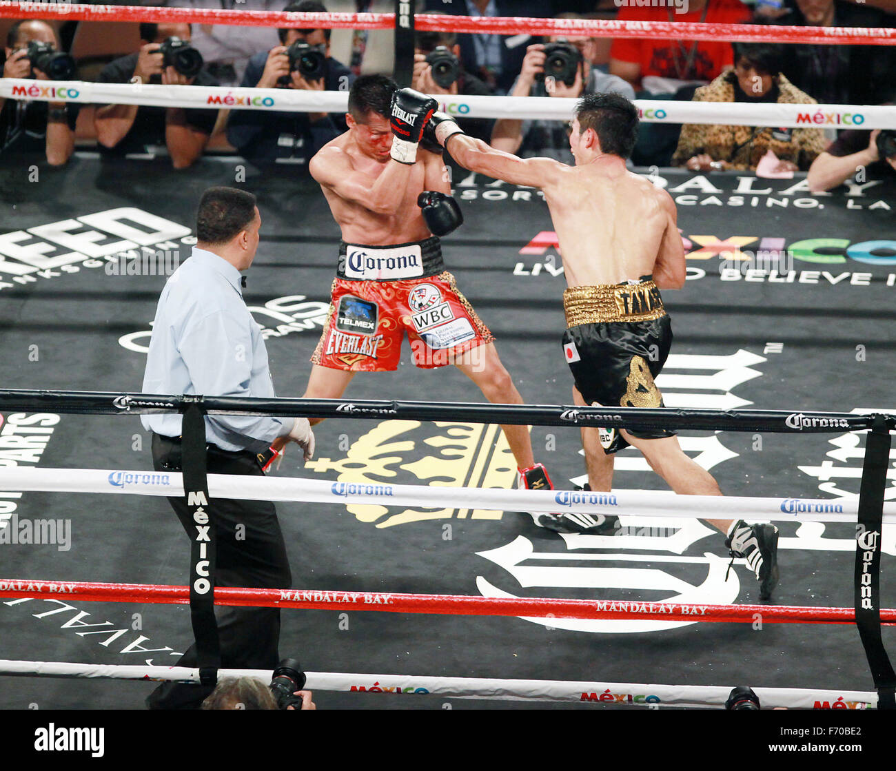 Las Vegas, Nevada, USA. 22nd Nov, 2015. Boxers Francisco Vargas and ...