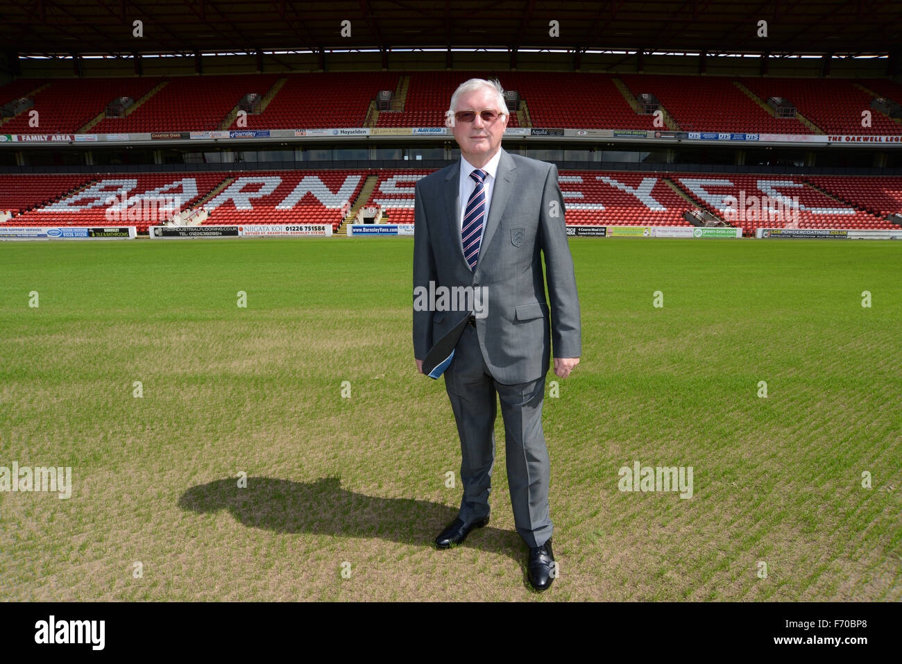 Barnsley director hi-res stock photography and images - Alamy
