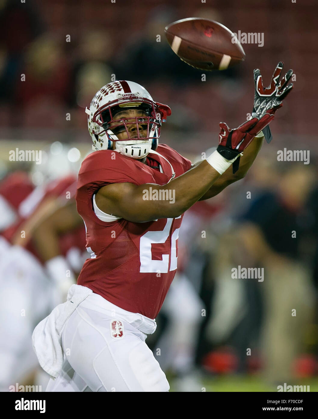 Palo Alto, CA. 21st Nov, 2015. Stanford Cardinal running back Remound ...