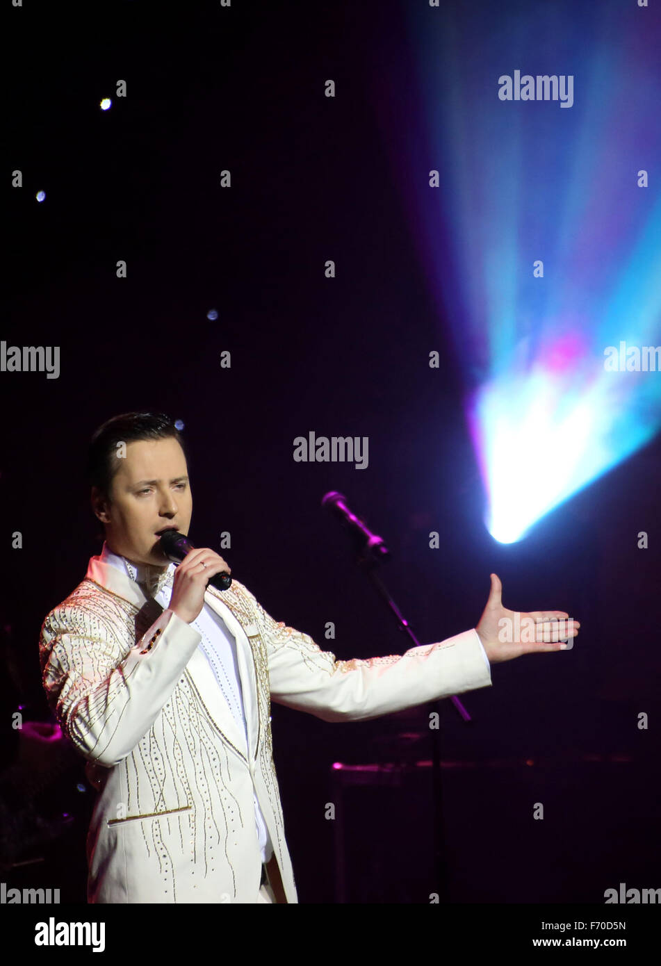 Singer vitas hi-res stock photography and images - Alamy