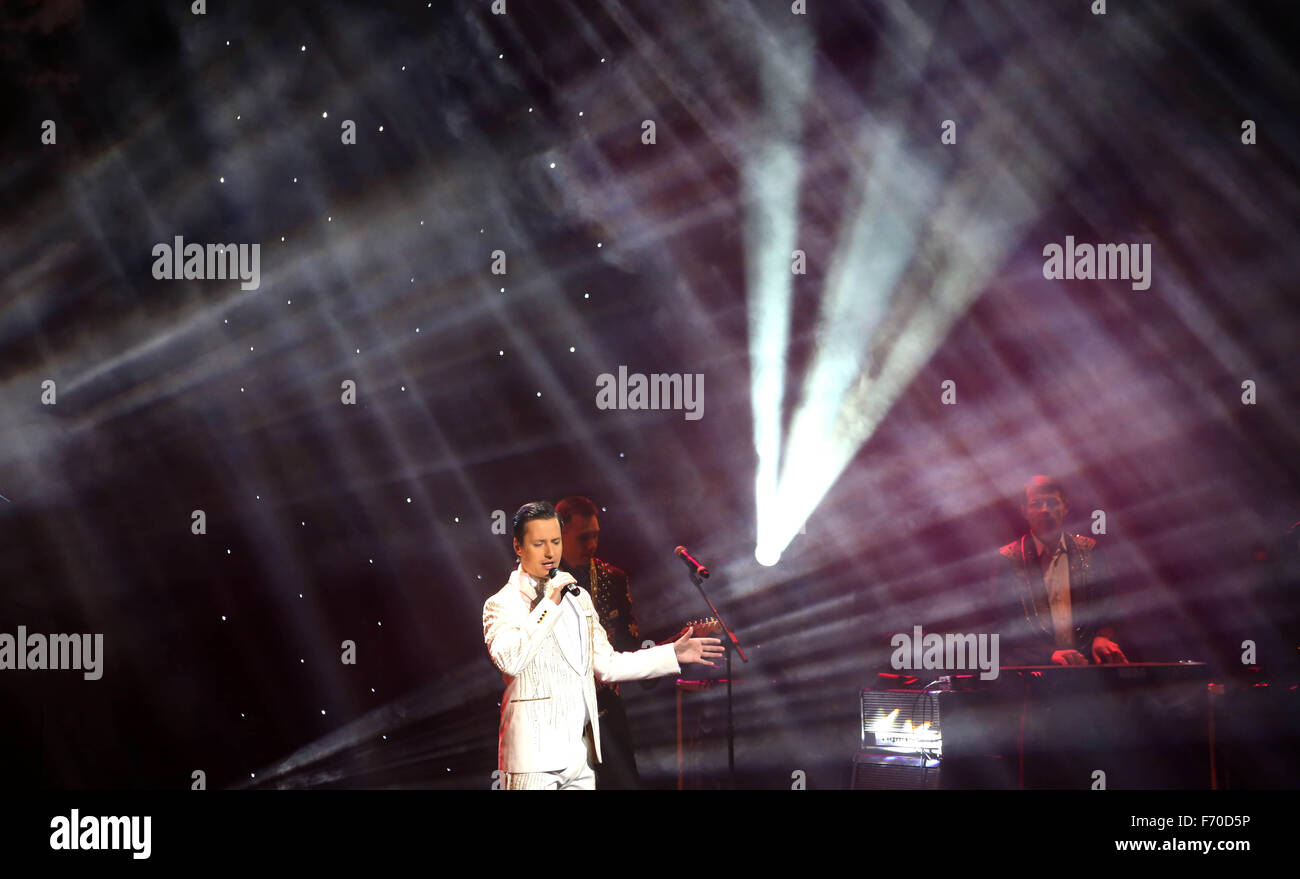 Singer vitas hi-res stock photography and images - Alamy