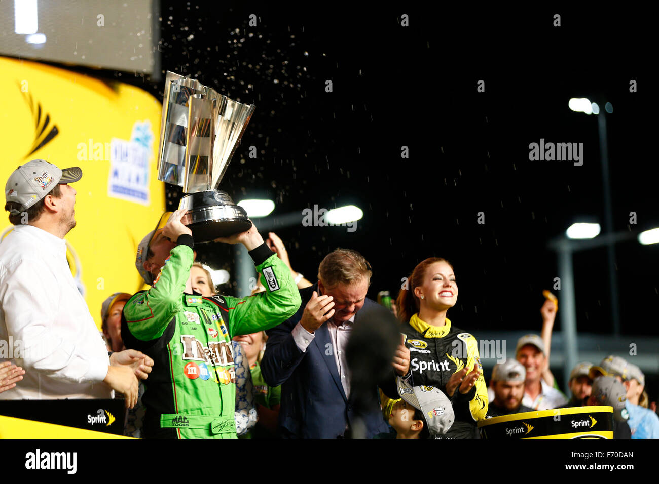 Kyle busch homestead 2015 hi-res stock photography and images - Alamy